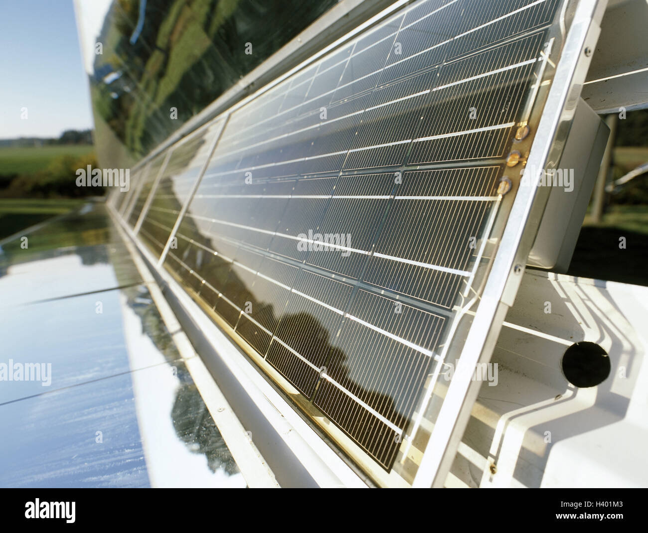 Solardach aufbau -Fotos und -Bildmaterial in hoher Auflösung – Alamy