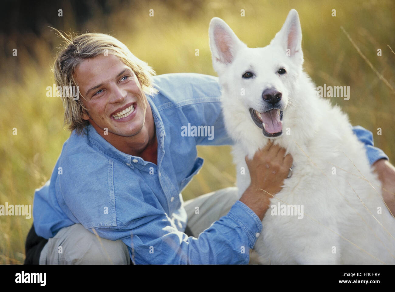 Gassi gehen -Fotos und -Bildmaterial in hoher Auflösung – Alamy