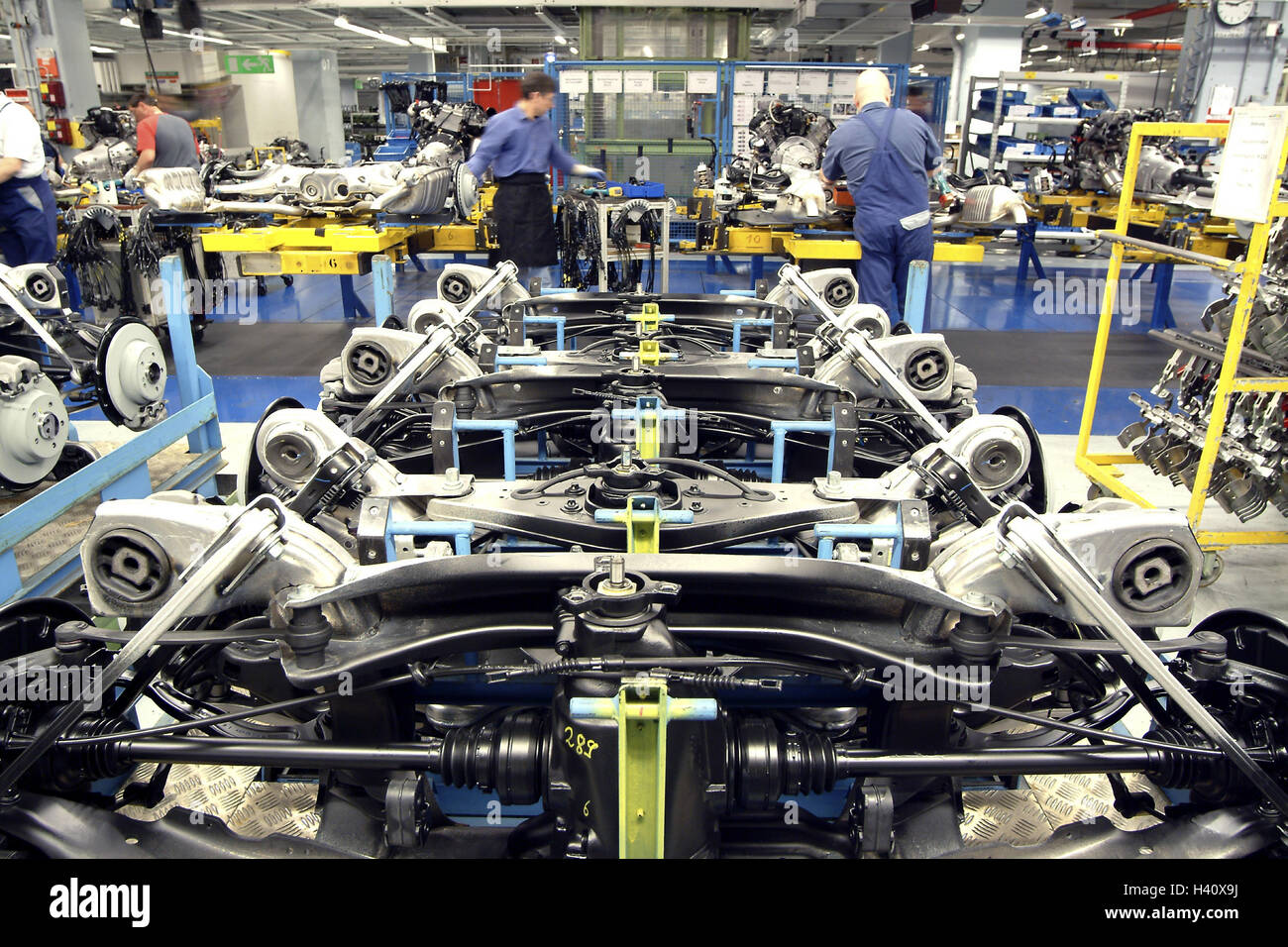 Produktion mercedes s klasse -Fotos und -Bildmaterial in hoher ...