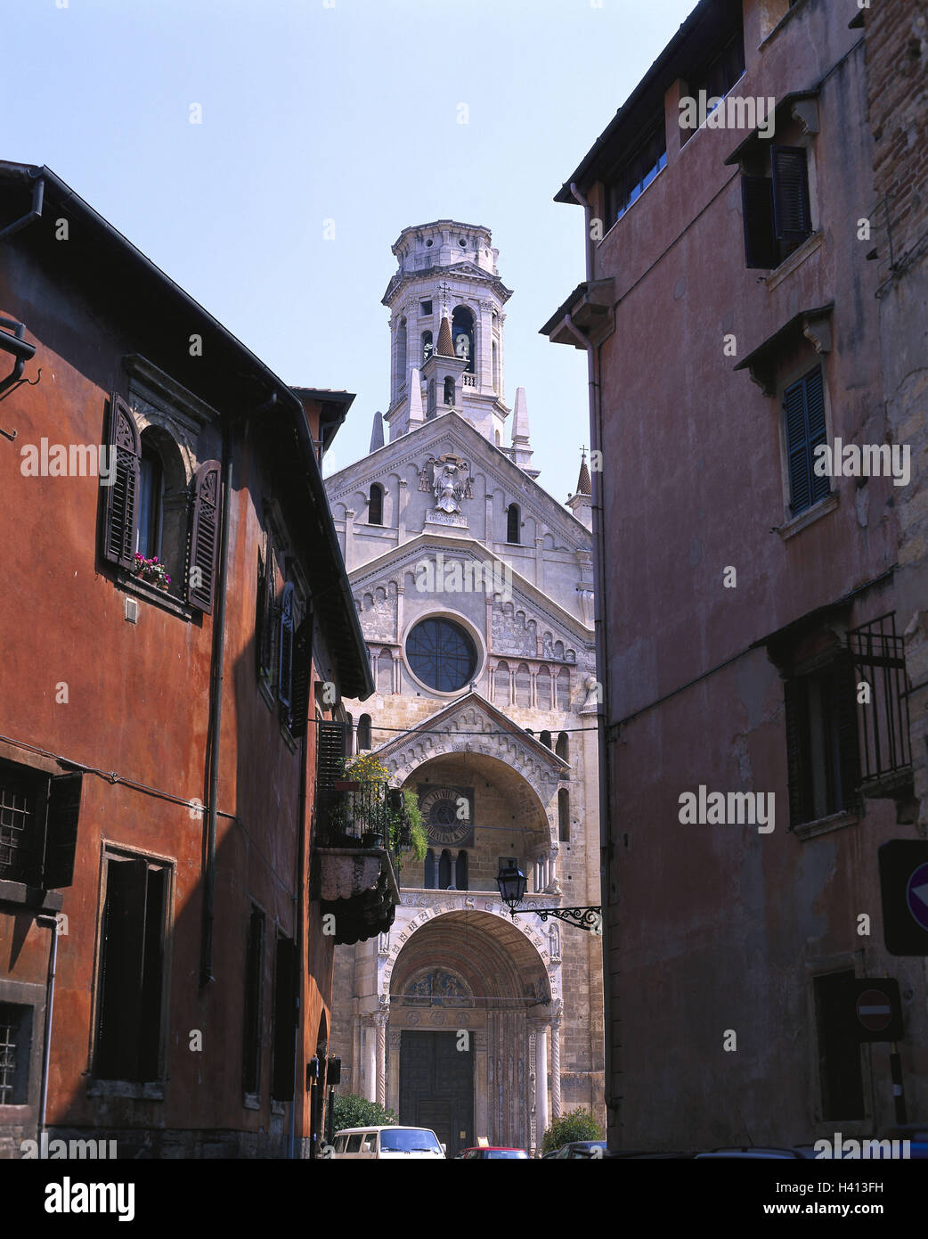 Portal de la catedral de verona -Fotos und -Bildmaterial in hoher ...