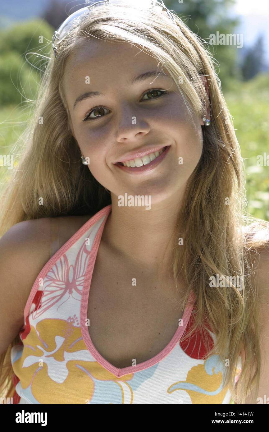 Teenager Mädchen, glücklich, Porträt, Frühling, Freizeit, Jugendliche ...