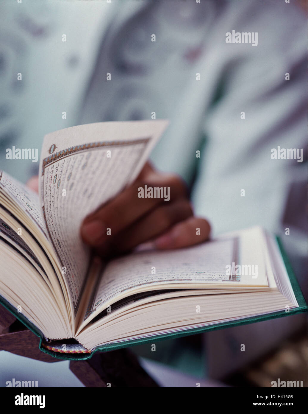 Islamisch beten -Fotos und -Bildmaterial in hoher Auflösung – Alamy