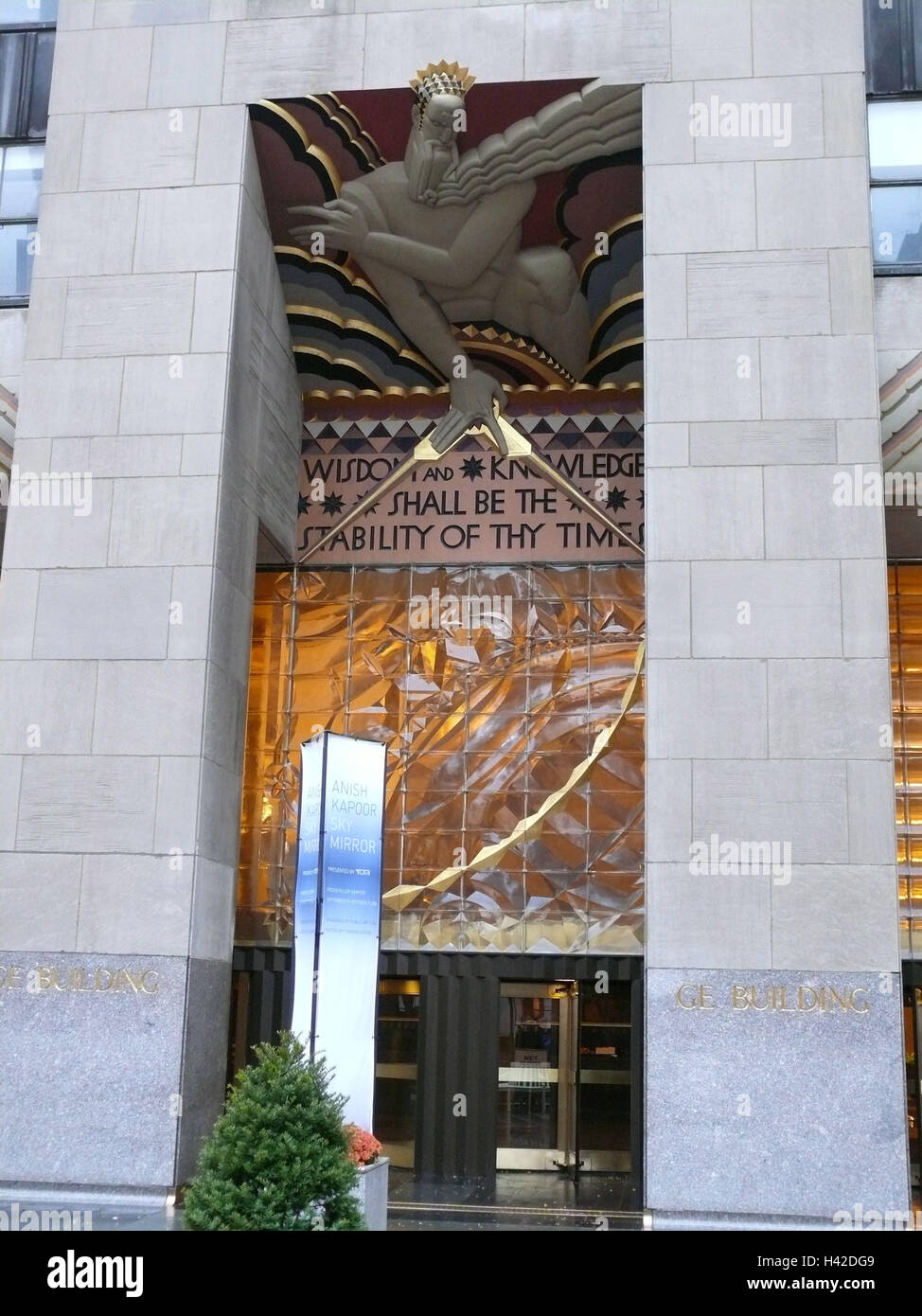 Rockefeller new york buildings detail -Fotos und -Bildmaterial in hoher ...