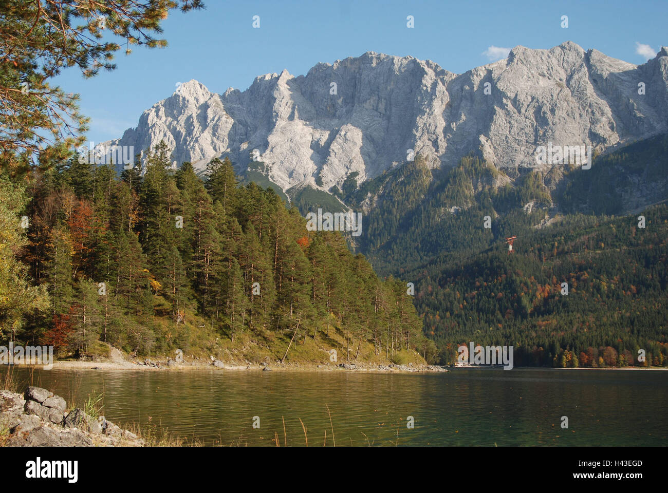 Deutschland, Bayern, Werdenfels, Berge, Eibsee, Ufer, Inseln ...