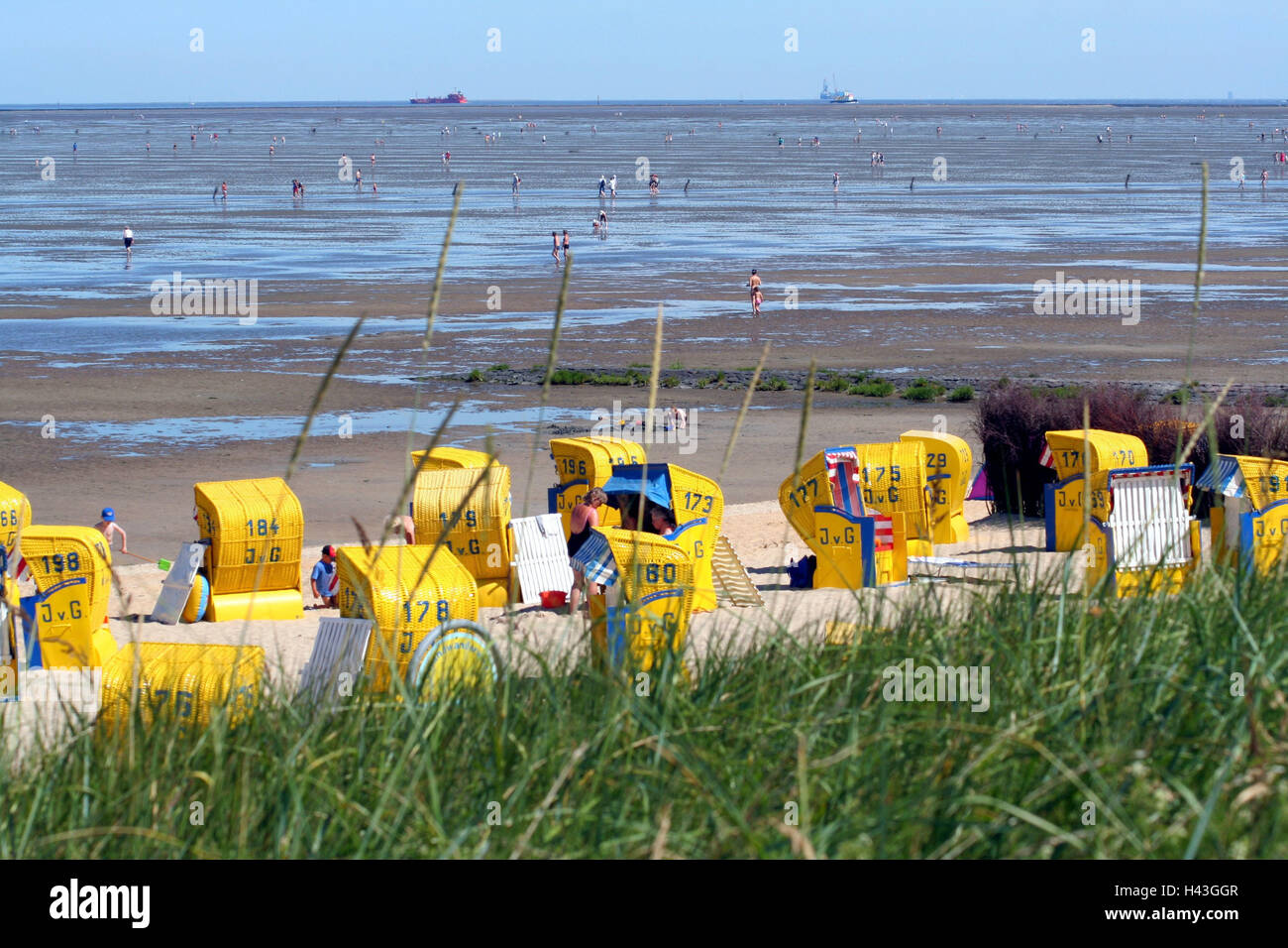 Deutschland, Niedersachsen, Cuxhaven, Duhnen, Strand, Strandkörbe ...