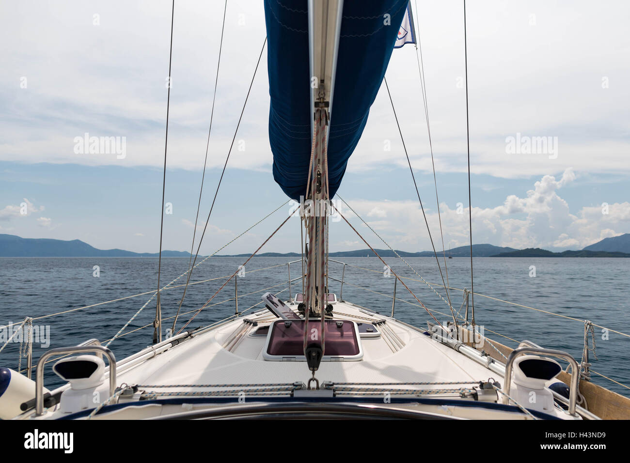 Segeln im ionischen meer -Fotos und -Bildmaterial in hoher Auflösung ...