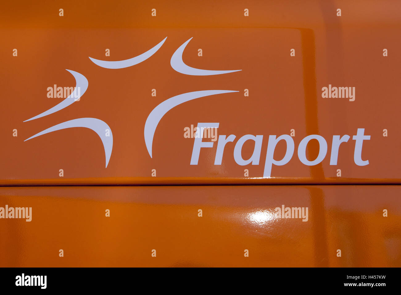 Symbol der Firma Fraport Stockfotografie - Alamy