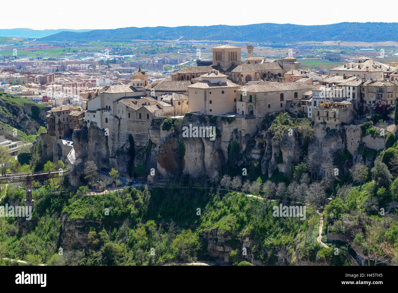 Cuenca, Spanien: Blick von der Zitadelle auf die Altstadt und die ...