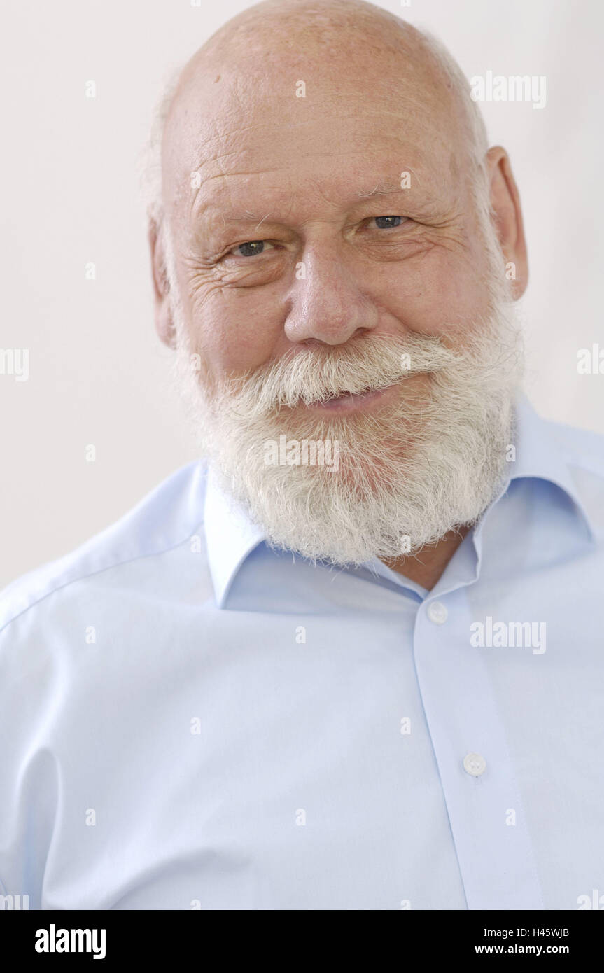 Senior full beard portrait man -Fotos und -Bildmaterial in hoher ...