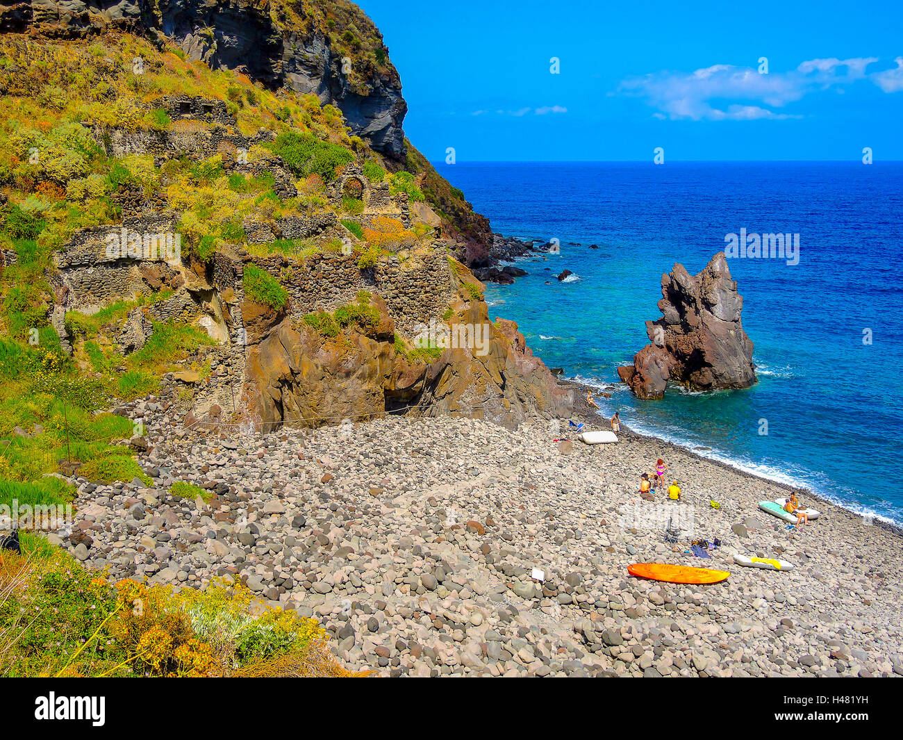 | Italien Sizilien Äolische Archipel Salina Insel Punta Scario Strand ...