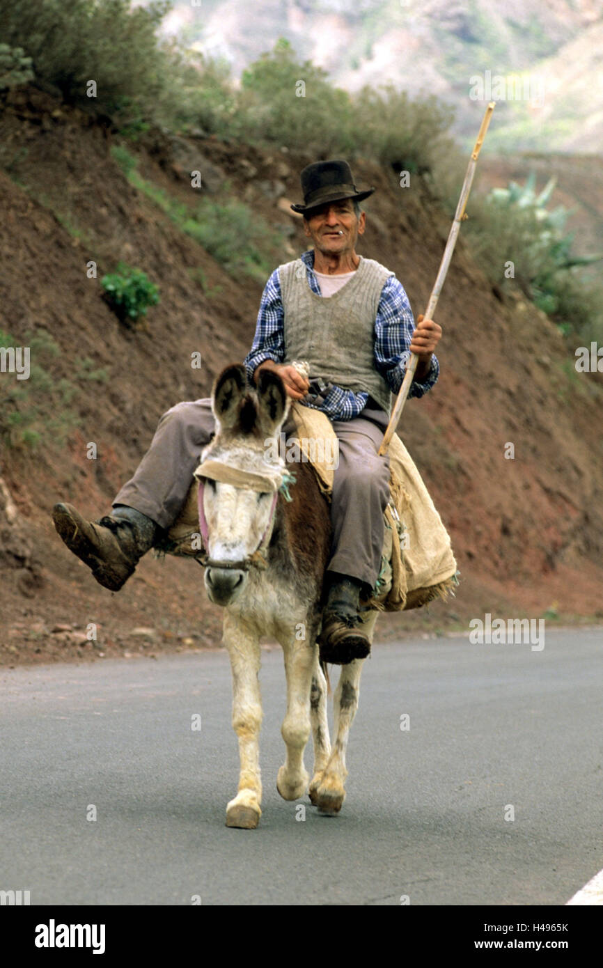 Mann mit esel -Fotos und -Bildmaterial in hoher Auflösung – Alamy