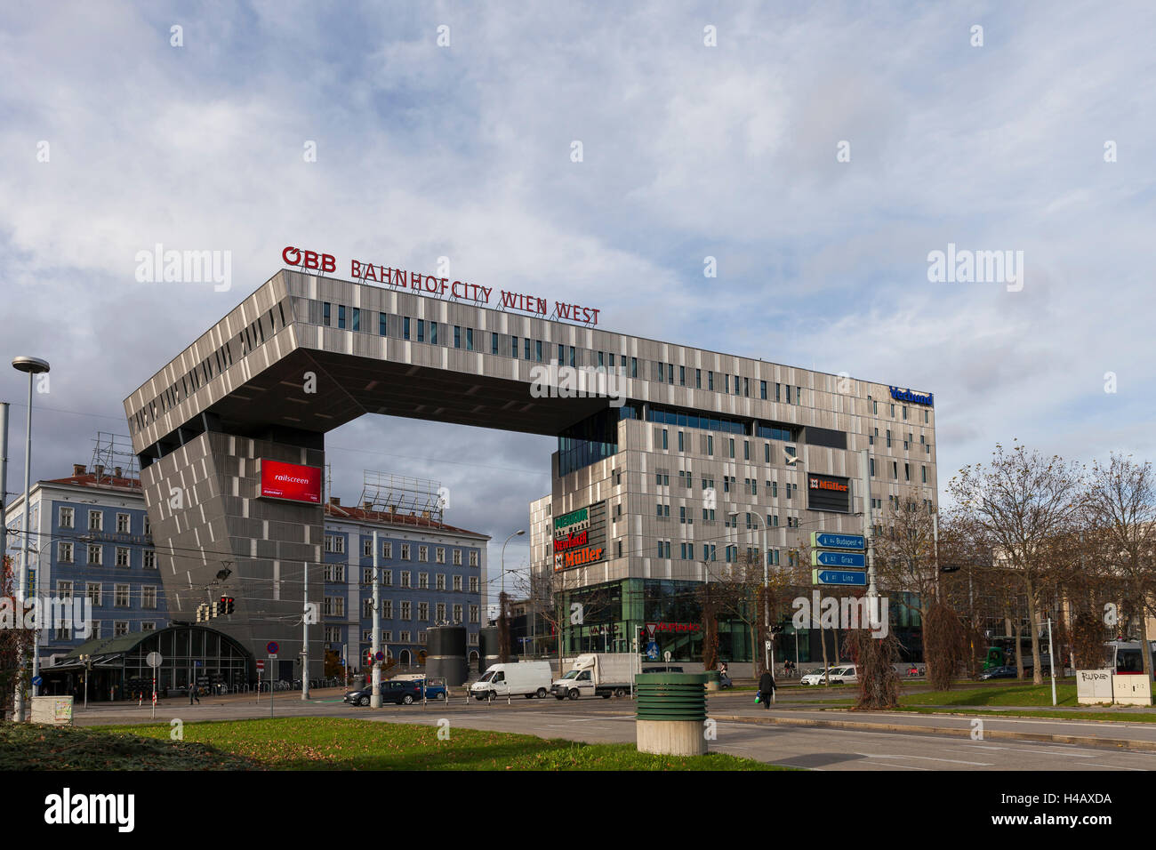 Westbahnhof wien -Fotos und -Bildmaterial in hoher Auflösung – Alamy