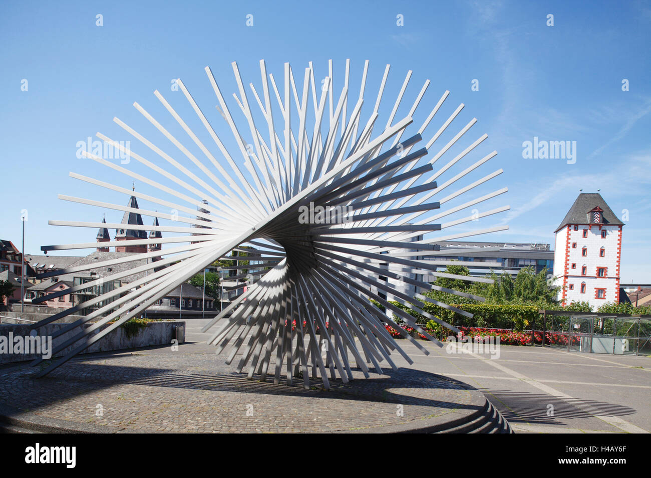 Deutschland, Rheinland-Pfalz, Mainz, Aluminium Skulptur "Vitality" auf ...