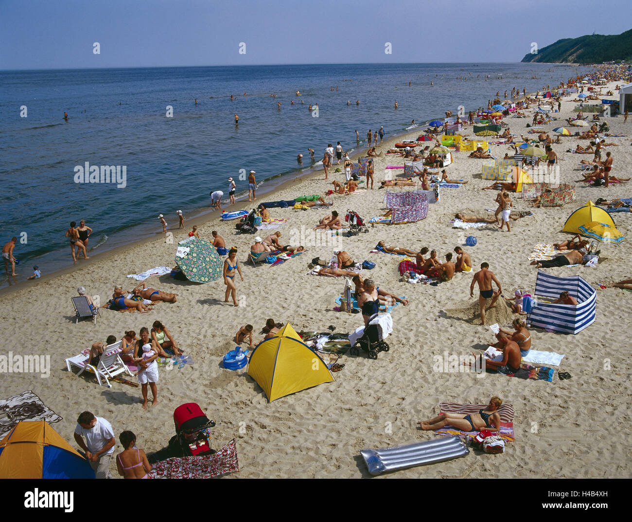 Strand menschenmasse ostsee -Fotos und -Bildmaterial in hoher Auflösung ...