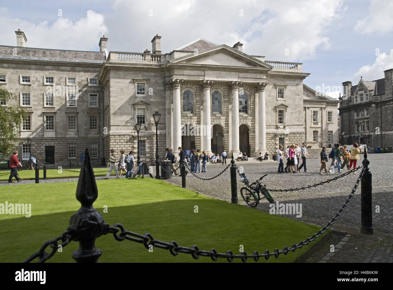 College regent trinity house -Fotos und -Bildmaterial in hoher ...