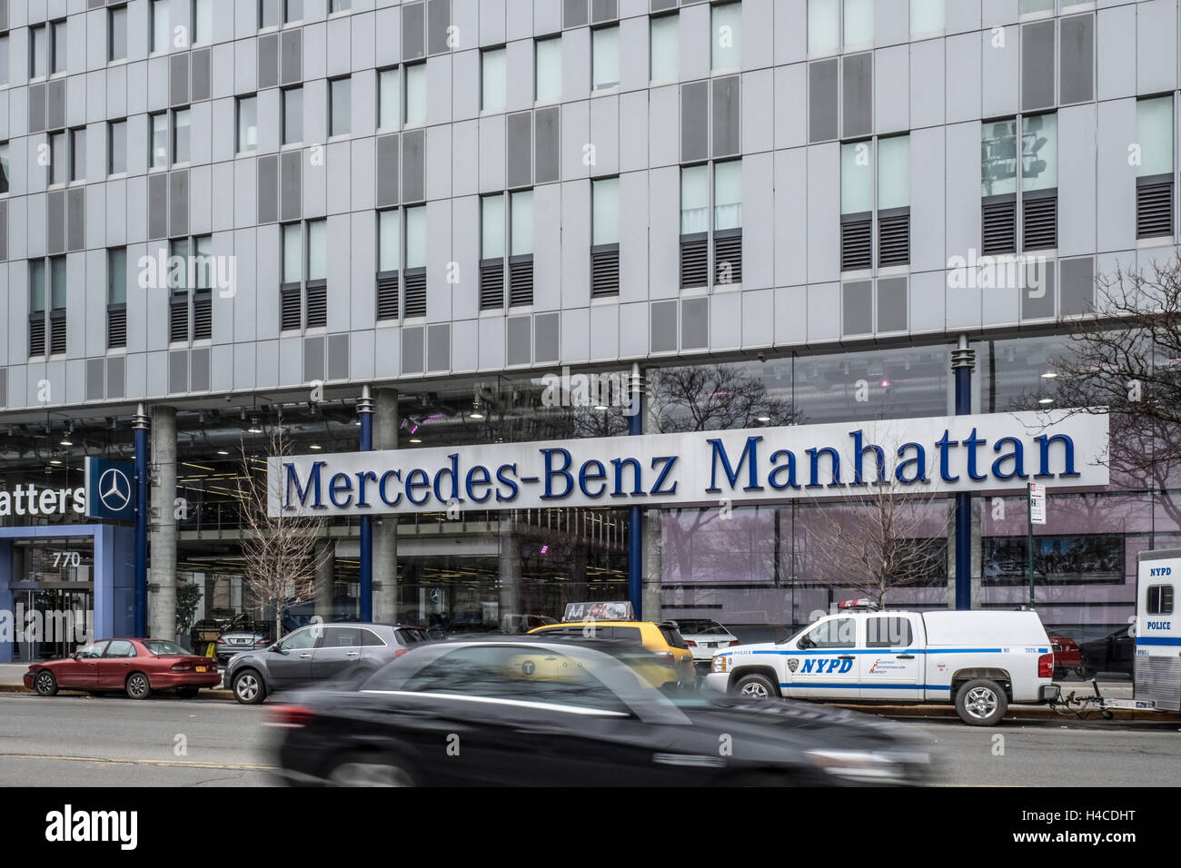 Mercedes Benz Manhattan