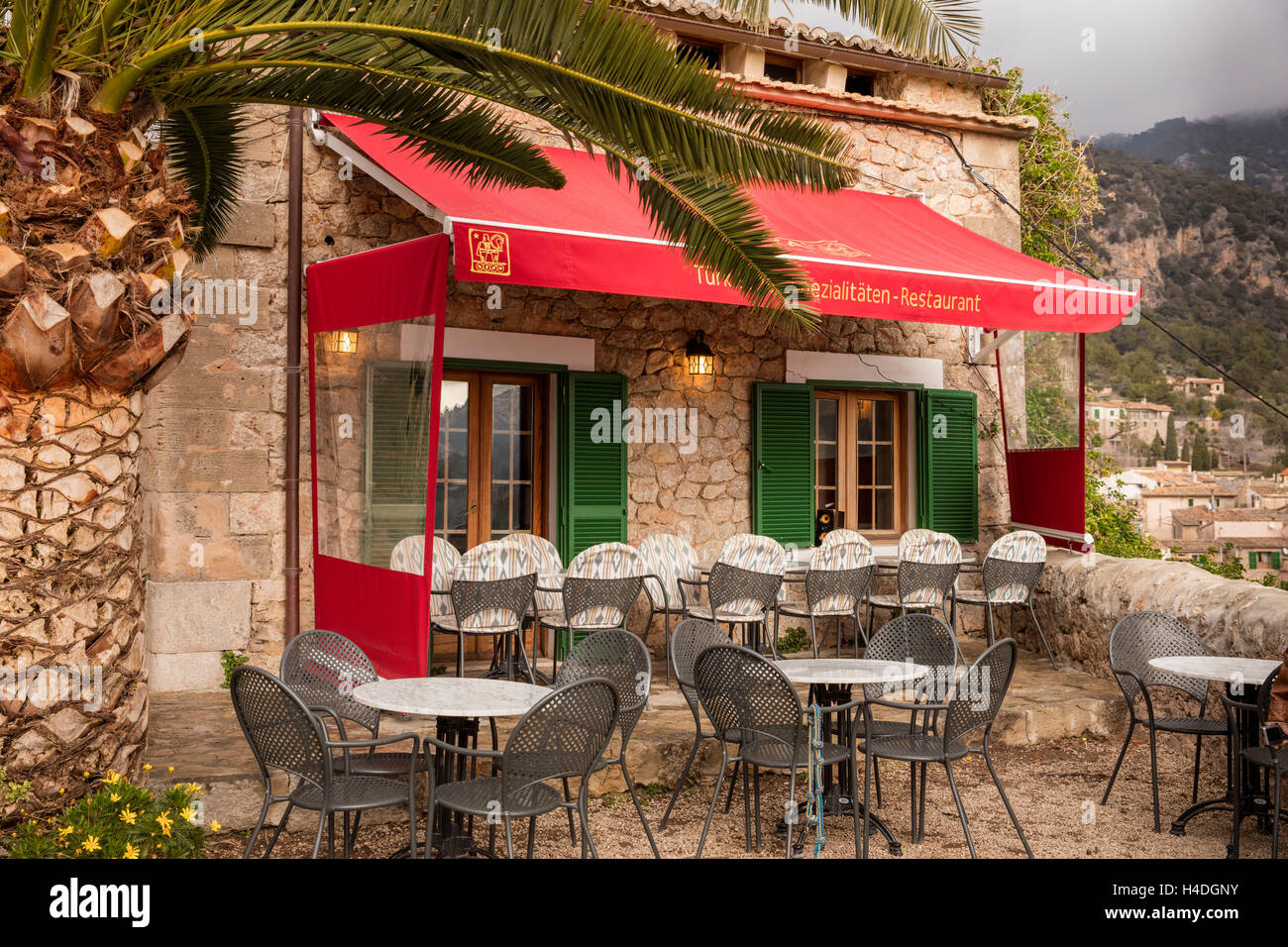 Mallorca restaurant -Fotos und -Bildmaterial in hoher Auflösung – Alamy