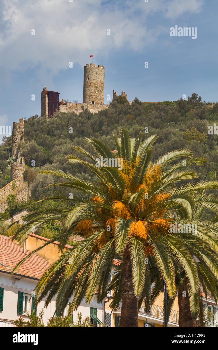 Castle Noli Liguria Italy Stockfotos und -bilder Kaufen - Alamy