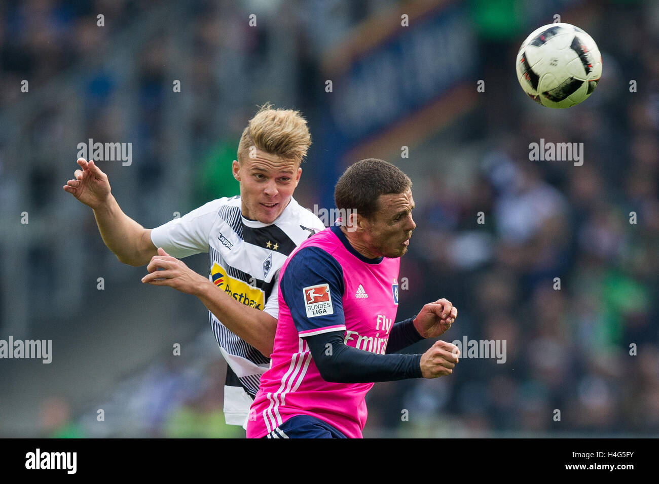 Moenchnegladbach, Deutschland. 15. Oktober 2016. Während der deutschen Bundesliga-Fußballspiel ...