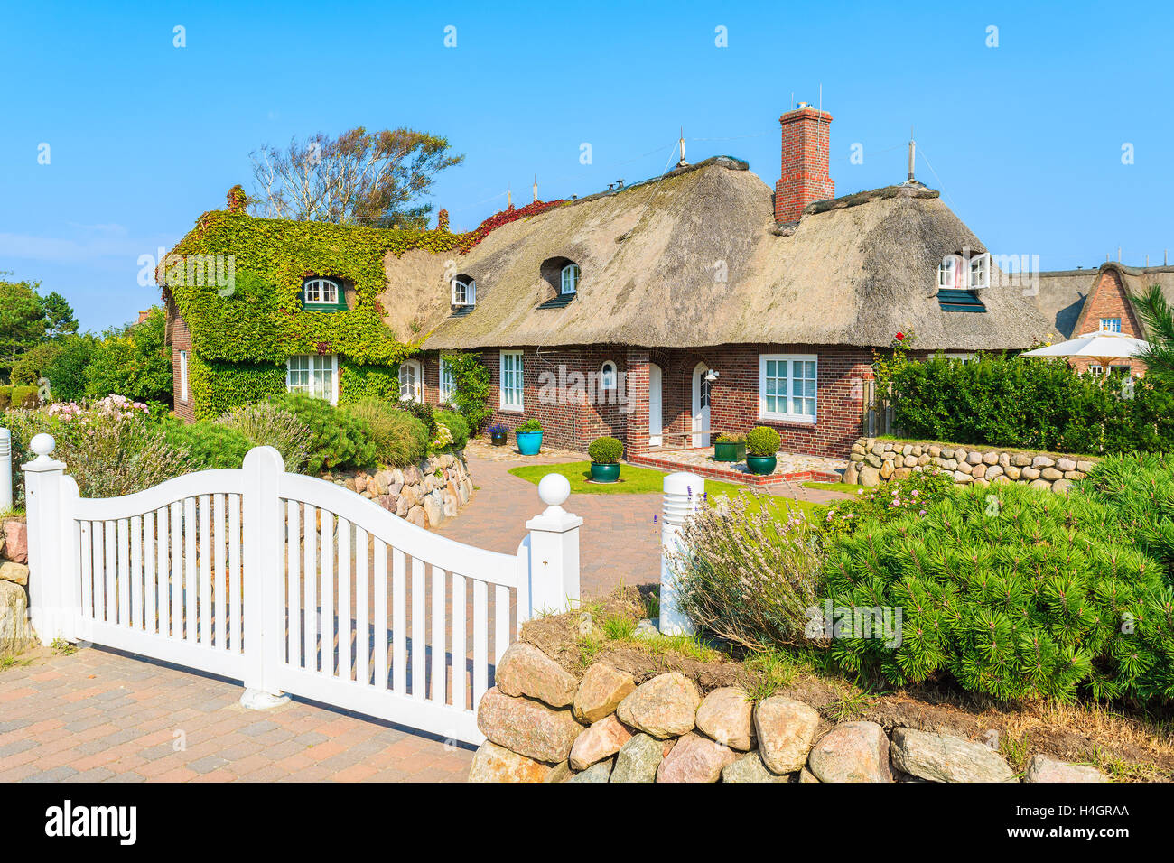 Reetdachhaus In Kampen Stockfotos und -bilder Kaufen - Alamy