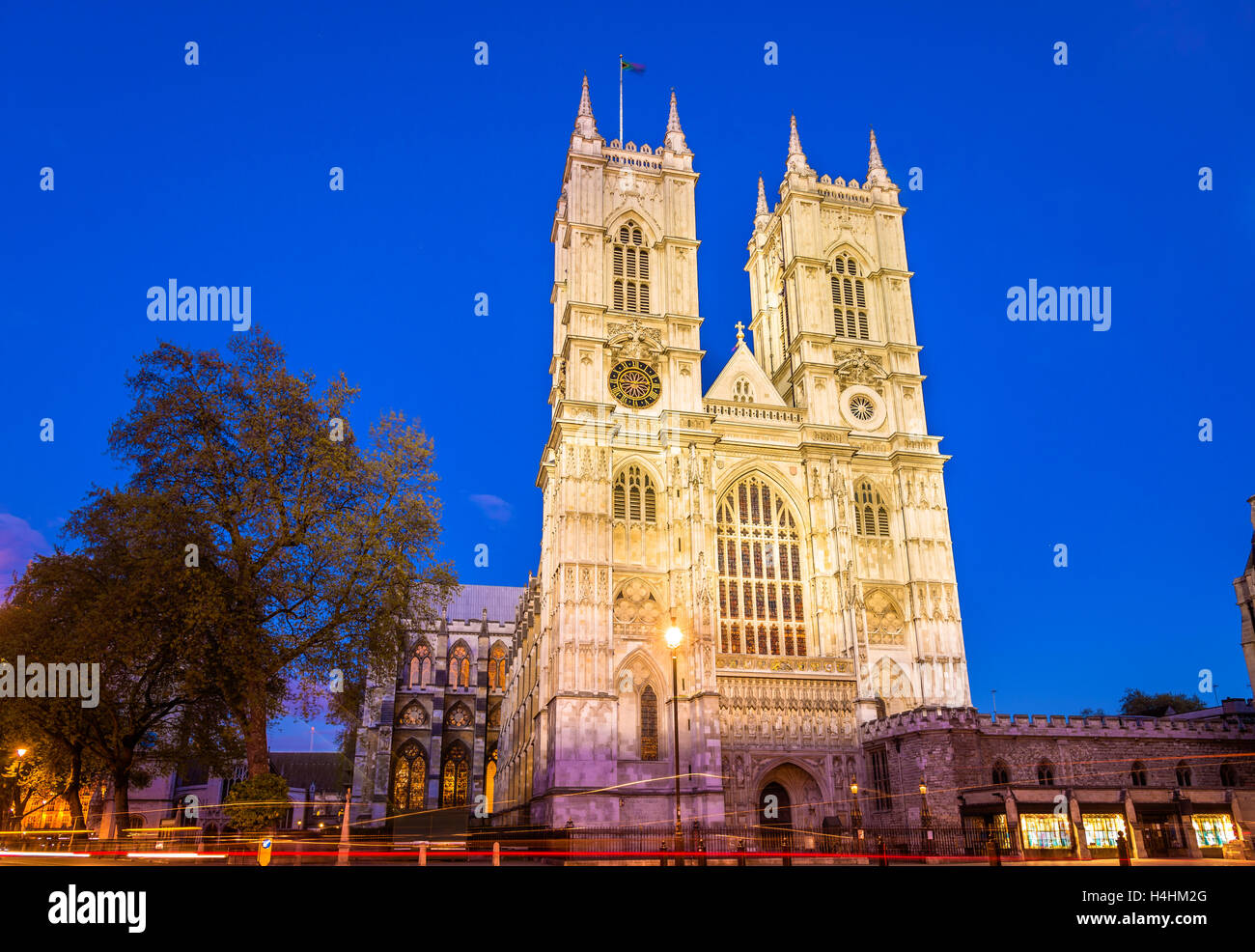 Typisch london -Fotos und -Bildmaterial in hoher Auflösung – Alamy