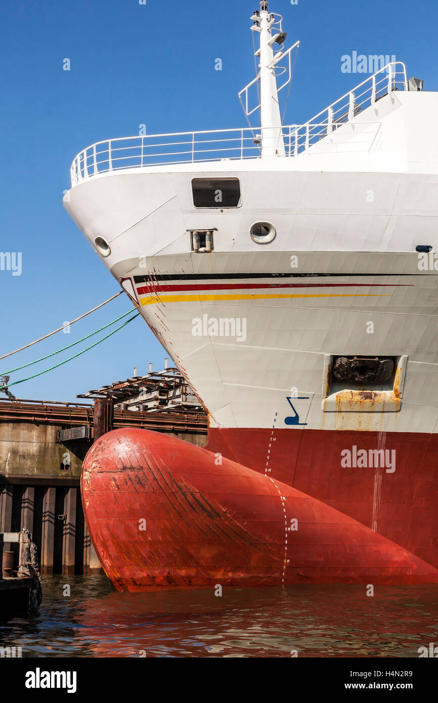 Bogen des ein leeres Containerschiff, Container-Hafen Hamburg ...