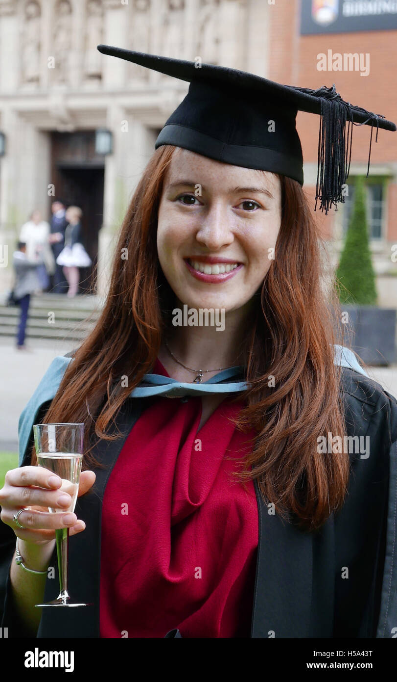 Student absolvent -Fotos und -Bildmaterial in hoher Auflösung – Alamy