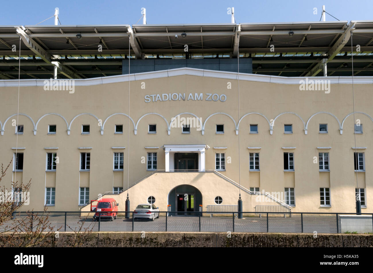 Bilder Von Stadion Am Zoo