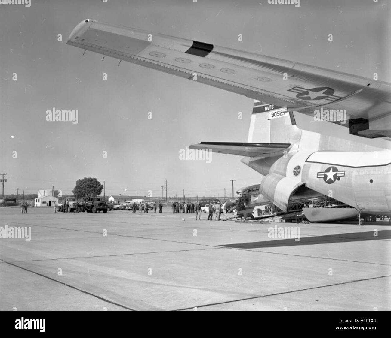 Dieses Bild aus der Atlas-Kollektion zeigt das Atlas-Raketensystem auf ...