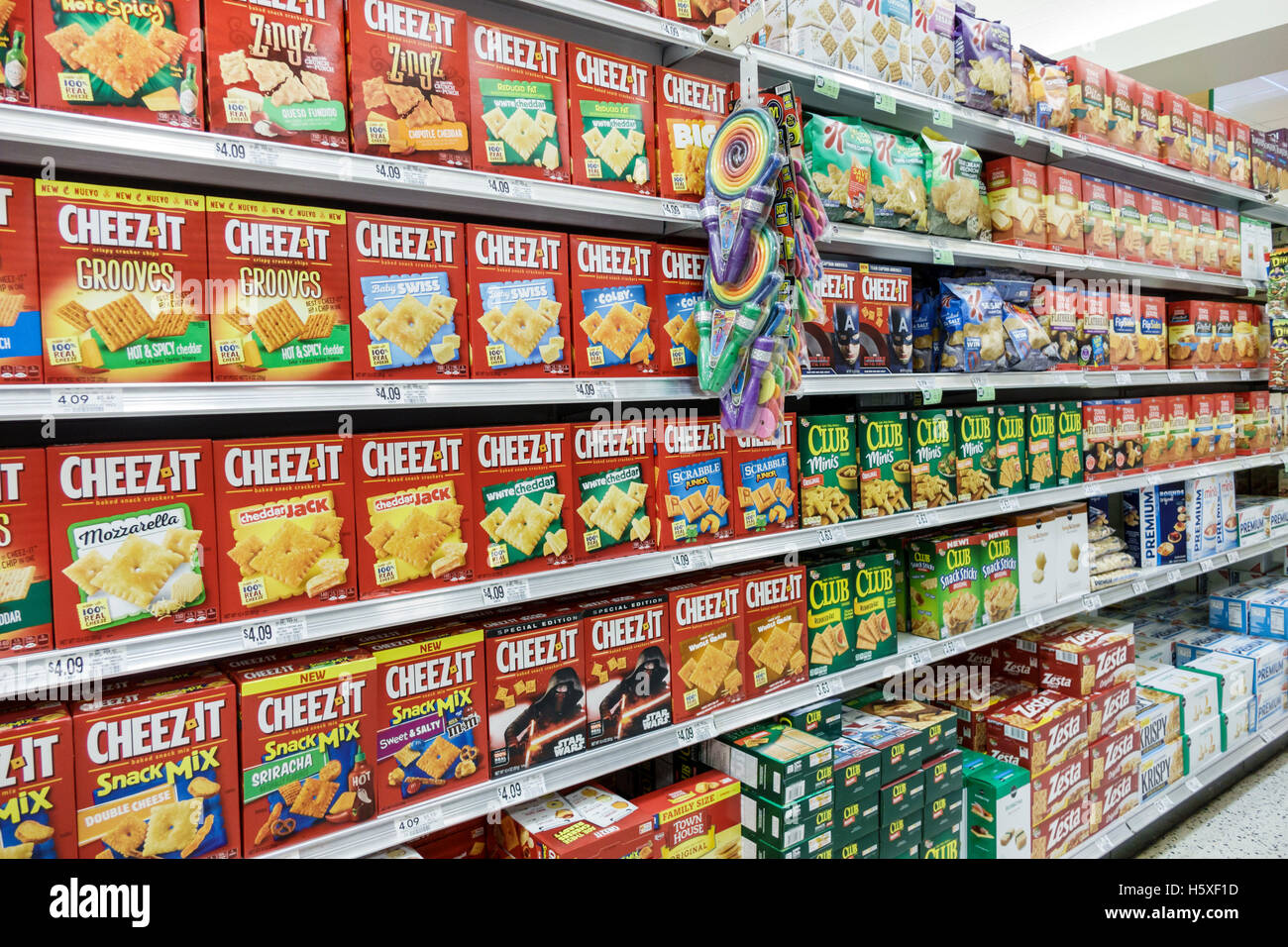 Cracker regal regale -Fotos und -Bildmaterial in hoher Auflösung – Alamy