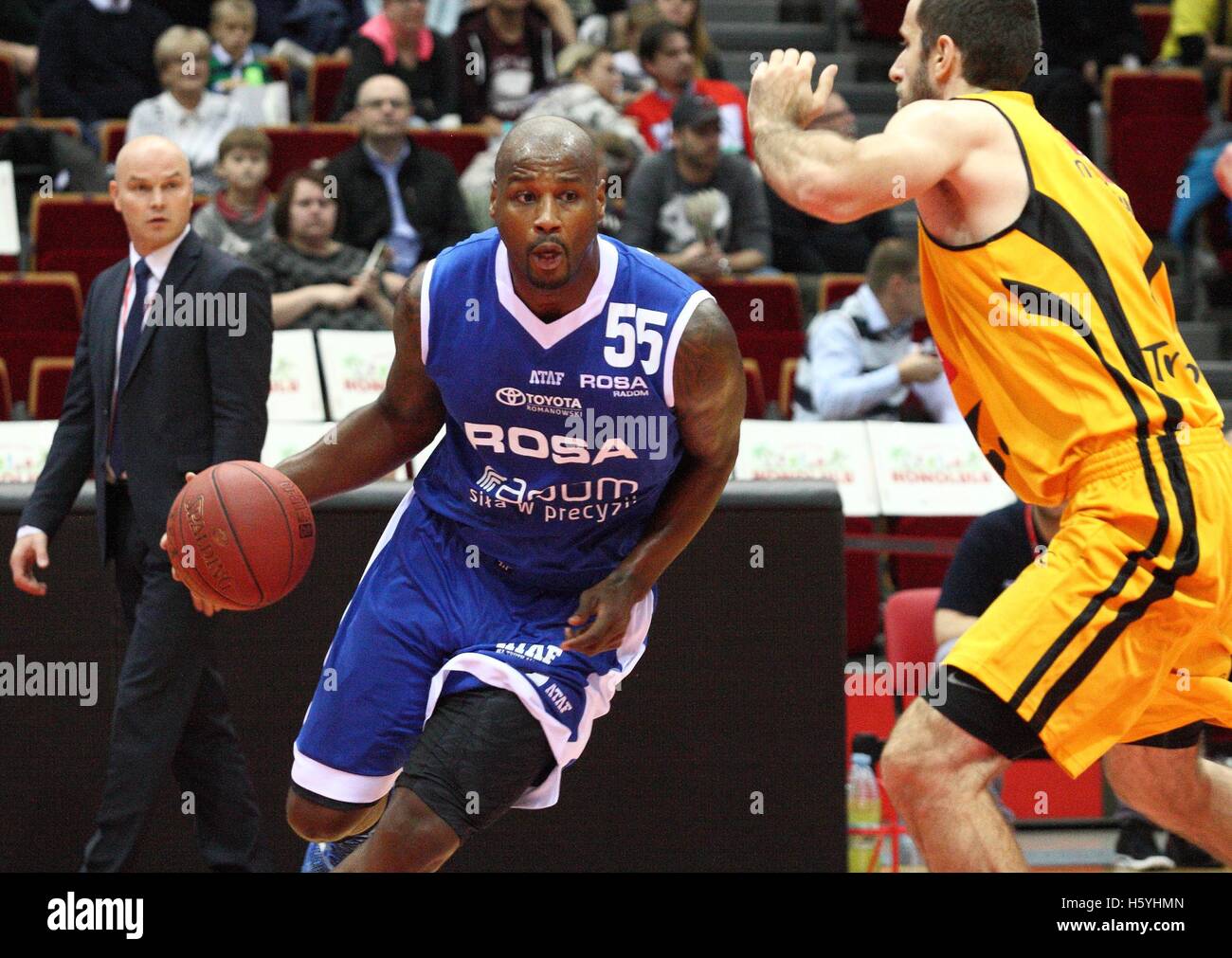 Polnischer basketball -Fotos und -Bildmaterial in hoher Auflösung – Alamy