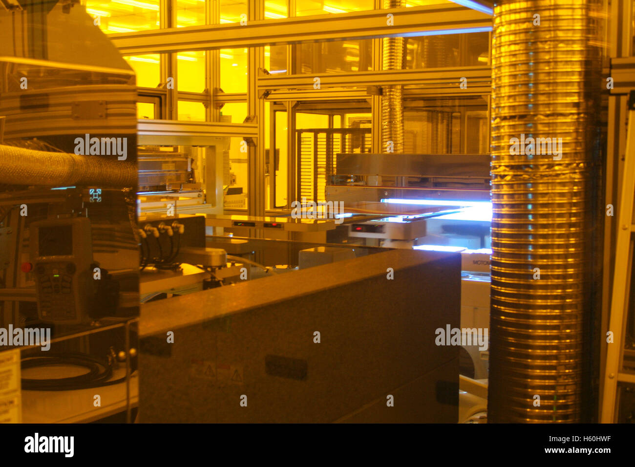 Fertigung, Fabrik, Cleanroon, Halbleiter Stockfotografie - Alamy
