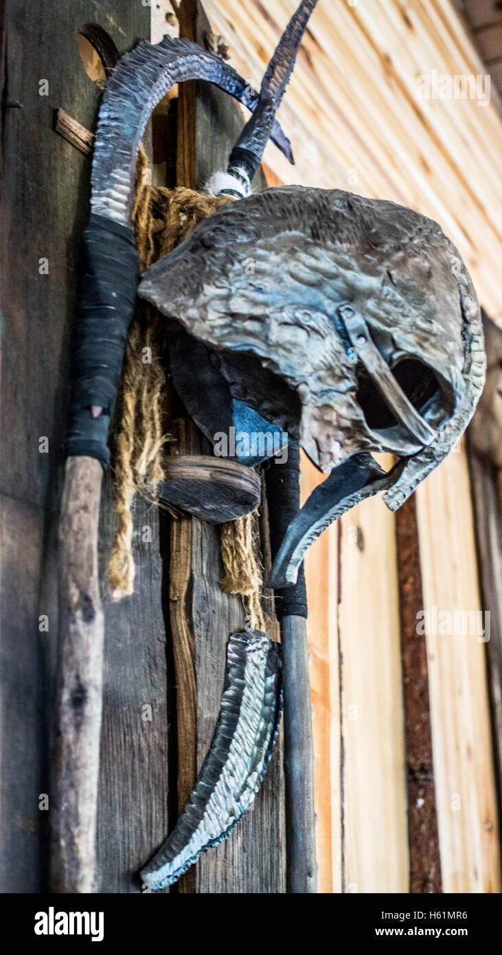Ancient helmet -Fotos und -Bildmaterial in hoher Auflösung – Alamy