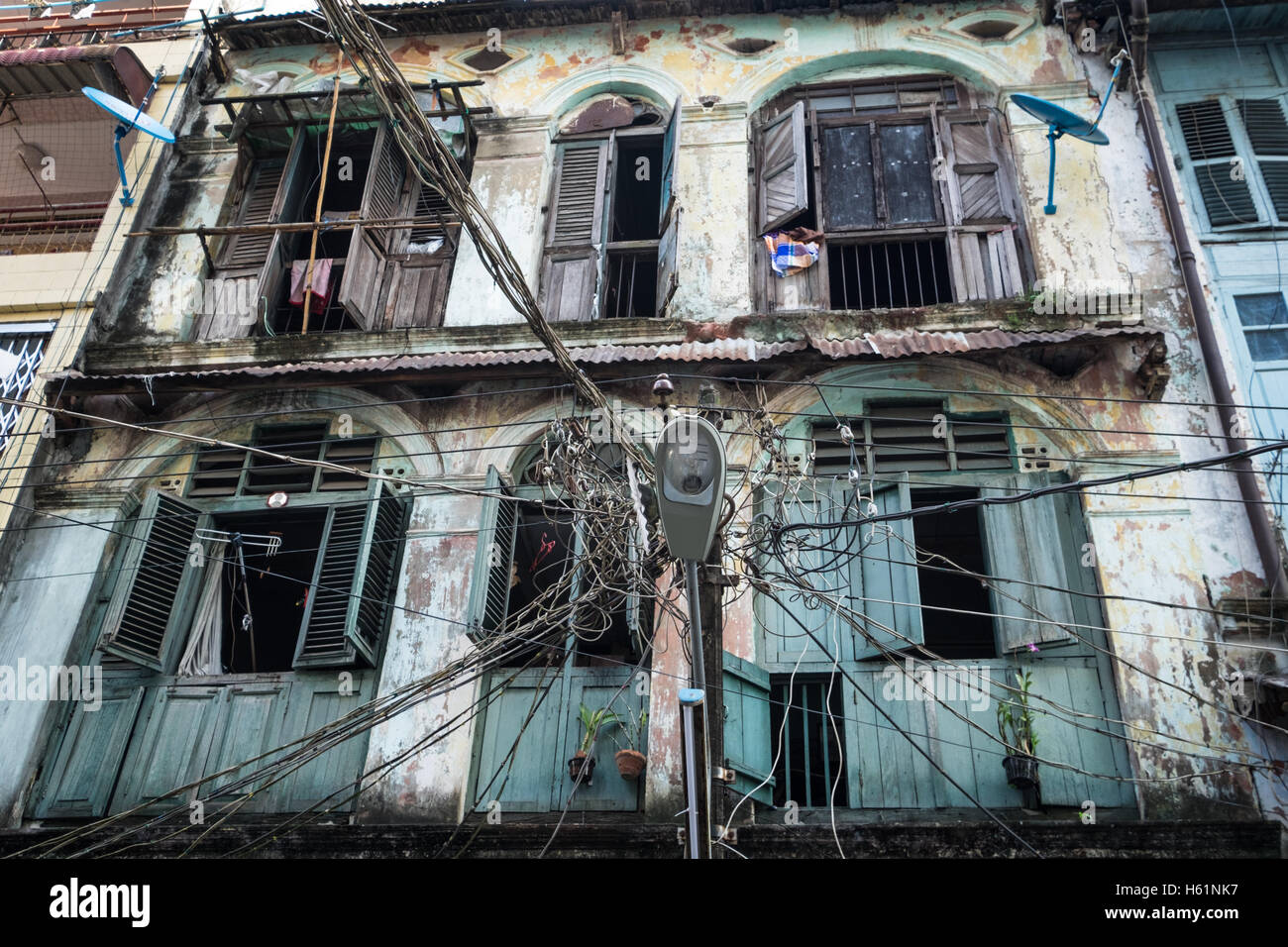 Overhead verkabelung -Fotos und -Bildmaterial in hoher Auflösung – Alamy