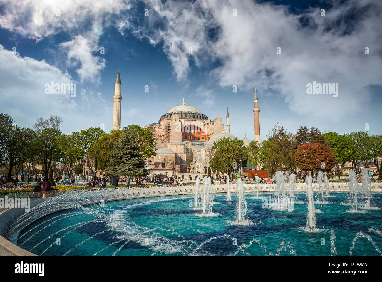 Hagia Sophia Museum, Istanbul, Türkei. Aya Sofia Moschee außen in ...