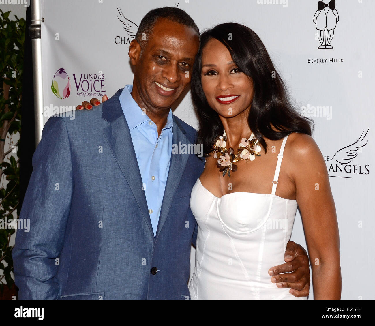 Brian Maillian und Beverly Johnson besucht BBQ und Bikinis nutzen gehostet von Lindas Stimme ...
