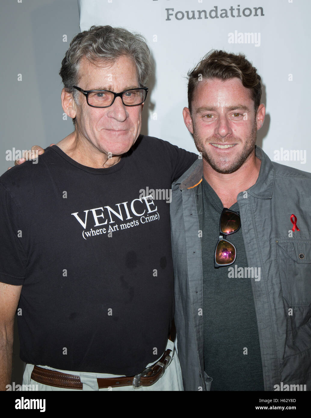 Besuchen Sie Paul Michael Glaser und Jake Glaser Elizabeth Glaser ...