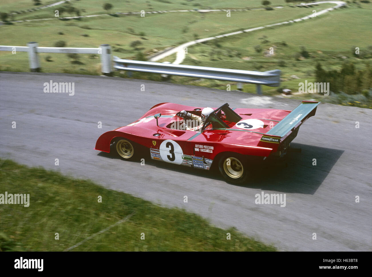 3 Arturo Merzario, Sandro Munari in einem Ferrari 312 Rennen Sieger ...
