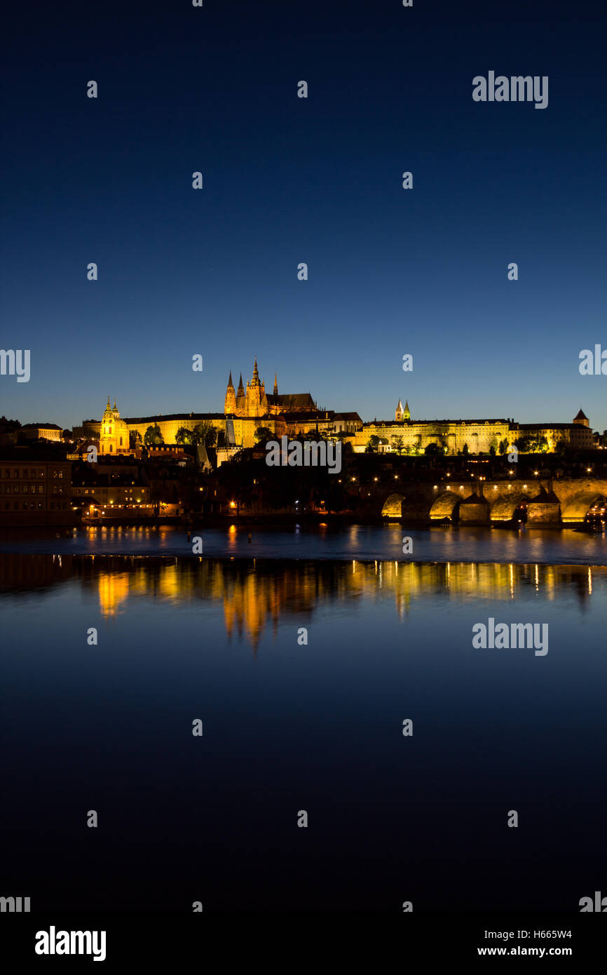 Kathedrale von hradschin Stockfotos und -bilder Kaufen - Alamy