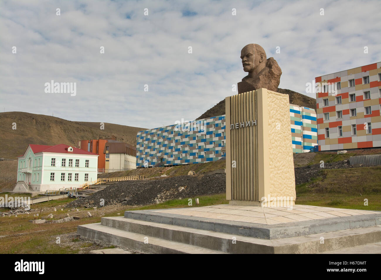 Norway svalbard barentsburg -Fotos und -Bildmaterial in hoher Auflösung ...