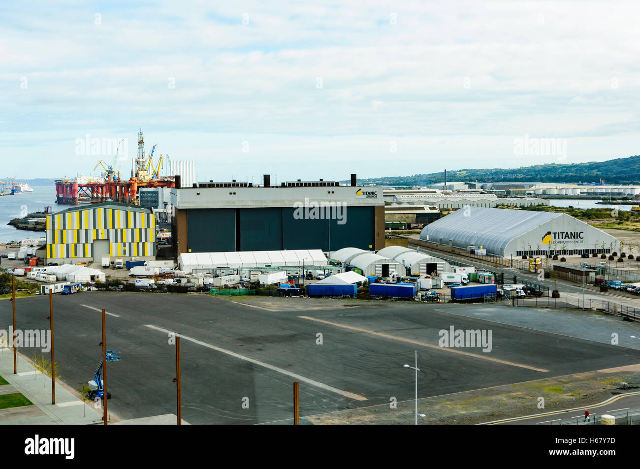 Titanic-Studios (a.k.a.) Die Paint-Halle), Drehort für Game of Thrones ...