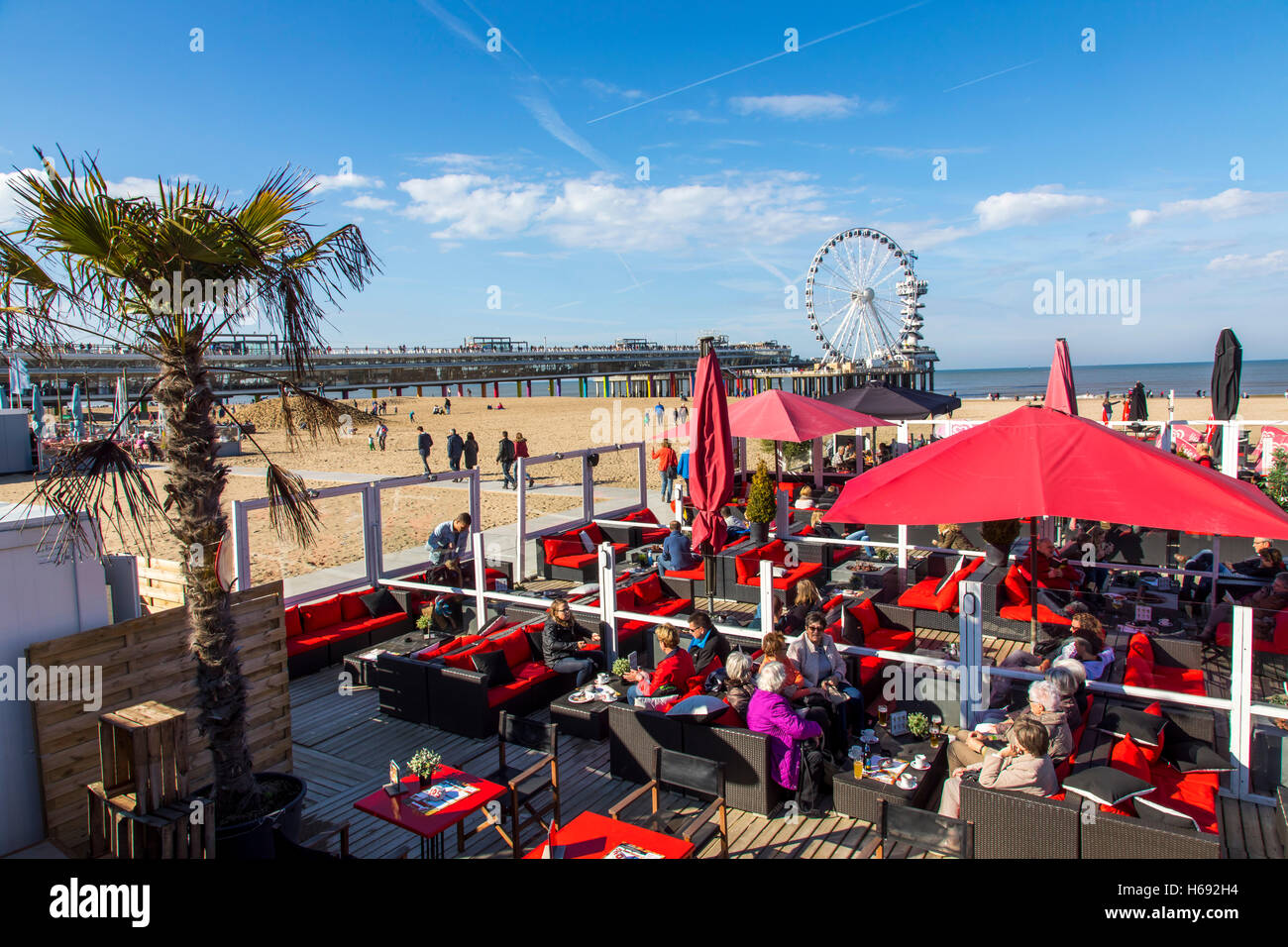 Beach Bar Scheveningen Den Haag Stockfotos & Beach Bar Scheveningen Den ...