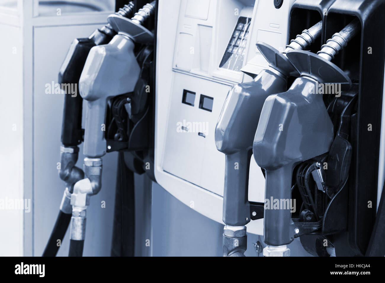 Moderne tankstelle -Fotos und -Bildmaterial in hoher Auflösung – Alamy