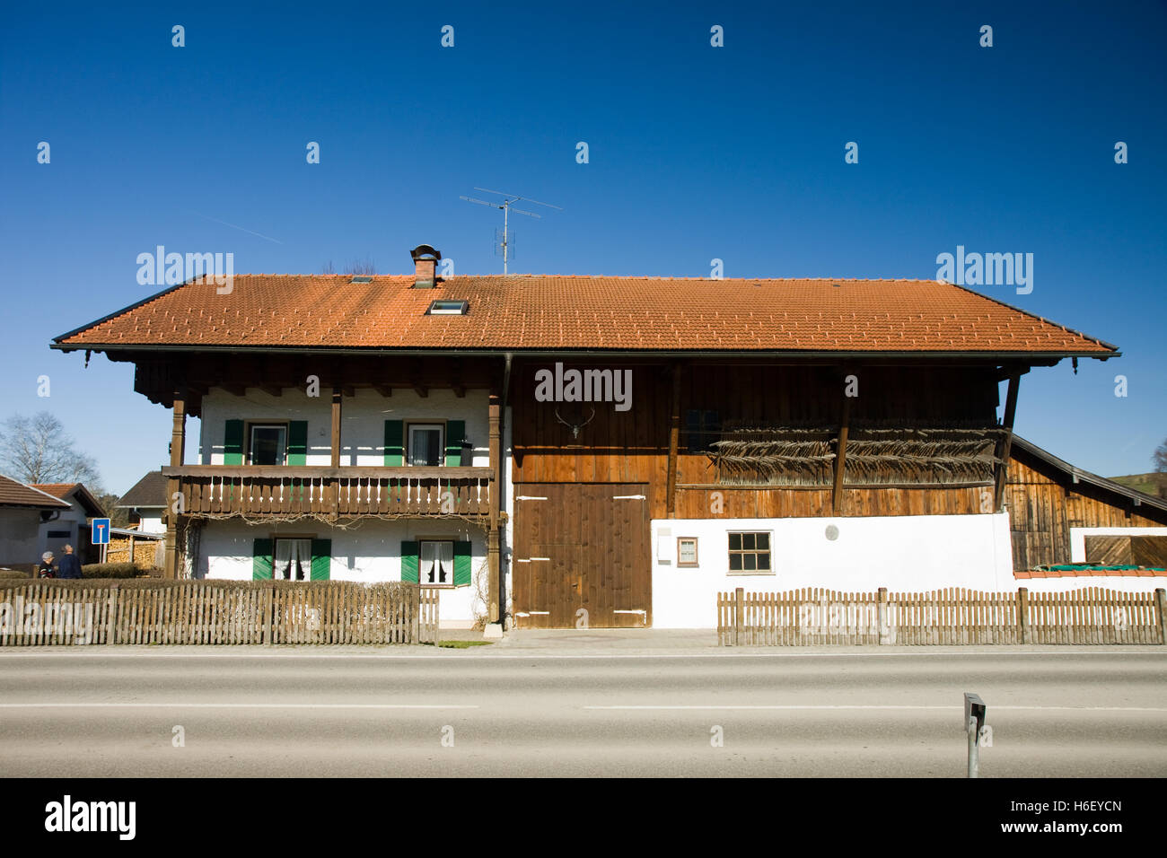 typisch bayerische Haus in Süddeutschland Stockfotografie - Alamy