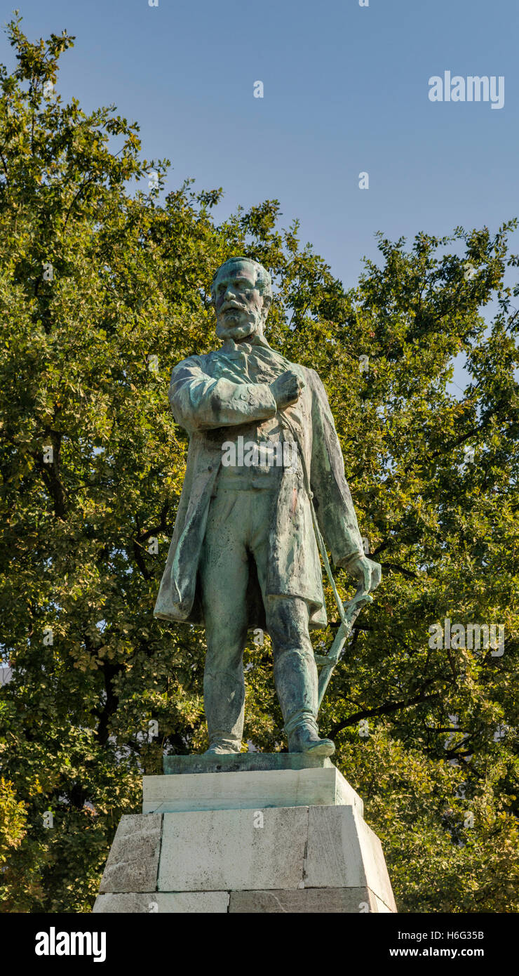 Kossuth lajos statue -Fotos und -Bildmaterial in hoher Auflösung – Alamy