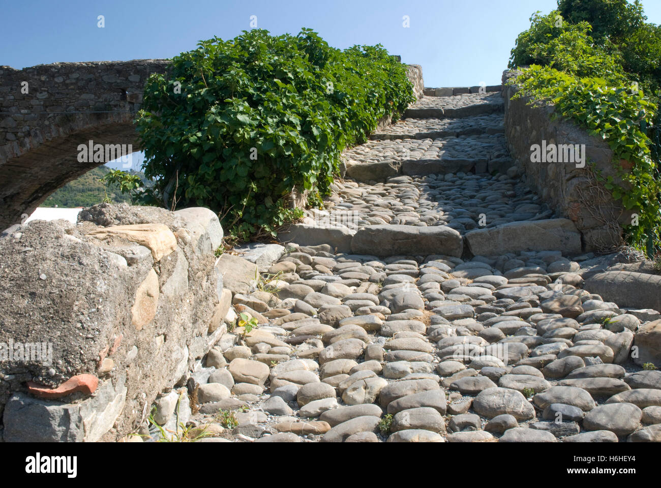 Mittelalterliche steintreppen -Fotos und -Bildmaterial in hoher ...