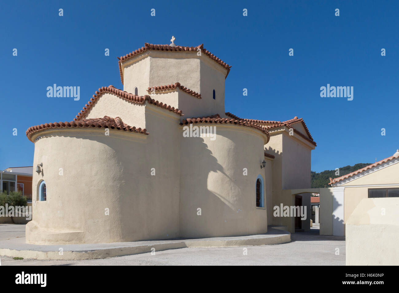 Kleine Kirche in Karlovassi Samos Insel Griechenland Stockfotografie ...