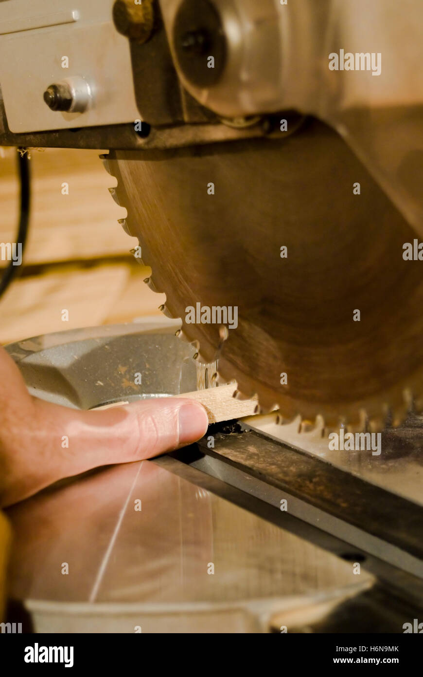 Gefährliche maschinen -Fotos und -Bildmaterial in hoher Auflösung – Alamy