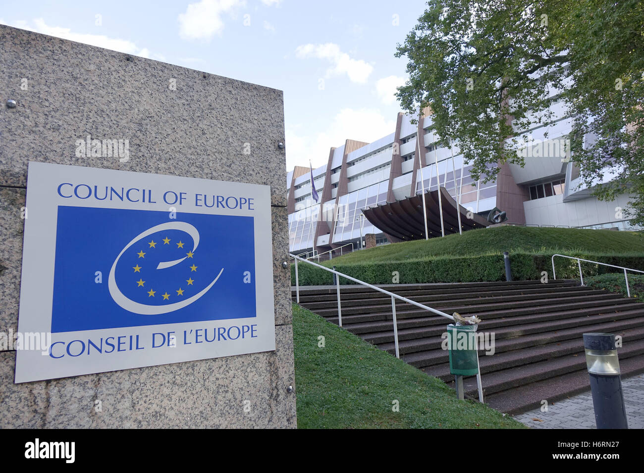 Strasbourg council of europe sign -Fotos und -Bildmaterial in hoher ...
