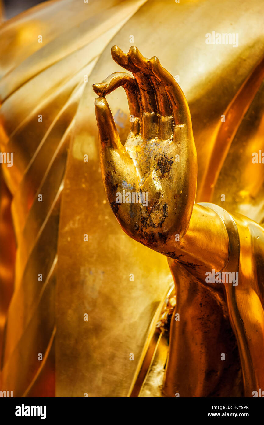 Buddha hands -Fotos und -Bildmaterial in hoher Auflösung – Alamy